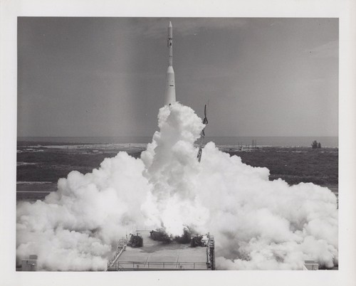 S-51 Ariel 1 UK | RARE NASA 1962 Thor-Delta Rocket Launch First ...