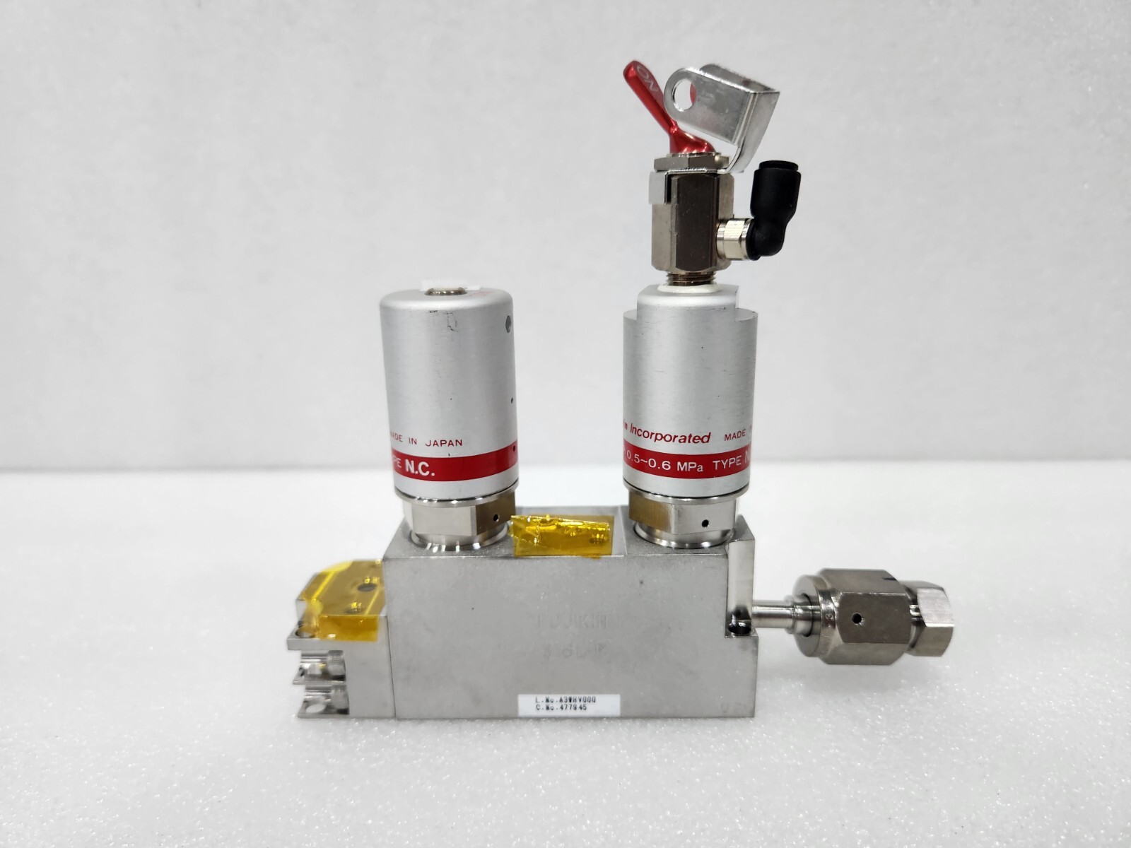 FUJIKIN DIAPHRAGM BLOCK VALVES TYPE N.C. O.P 0.5~0.6MPa / 16957 | eBay