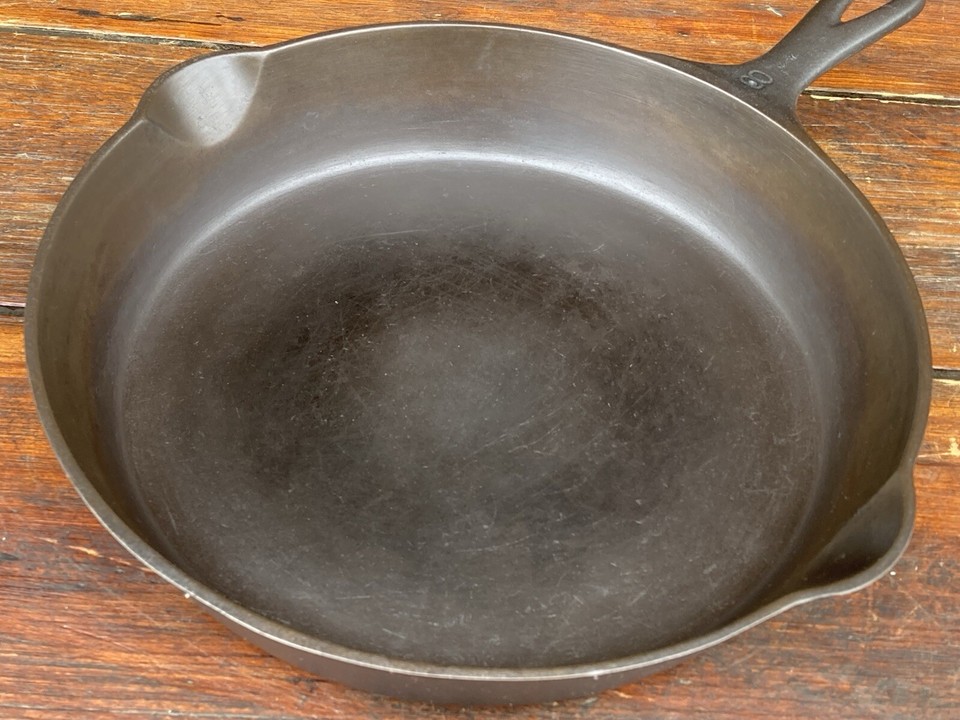 Griswold Cast Iron #8 Smooth Bottom Slant EPU Log Skillet | eBay