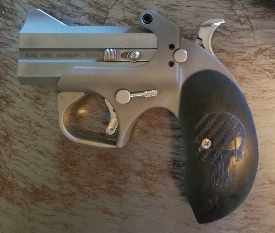 Custom Over-Sized Skull Grip Bond Arms and Cobra Titan Derringer Black ...