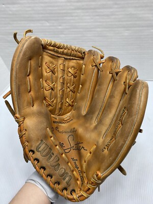 Wilson A2245 Baseball Glove Mitt Bruce Sutter Signature Model 11" RHT ...