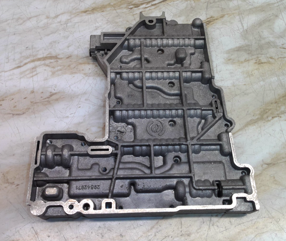 29542971 06 to 09 Sierra 2500 HD 6.6L Allison 1000 2000 Trans Upper ...