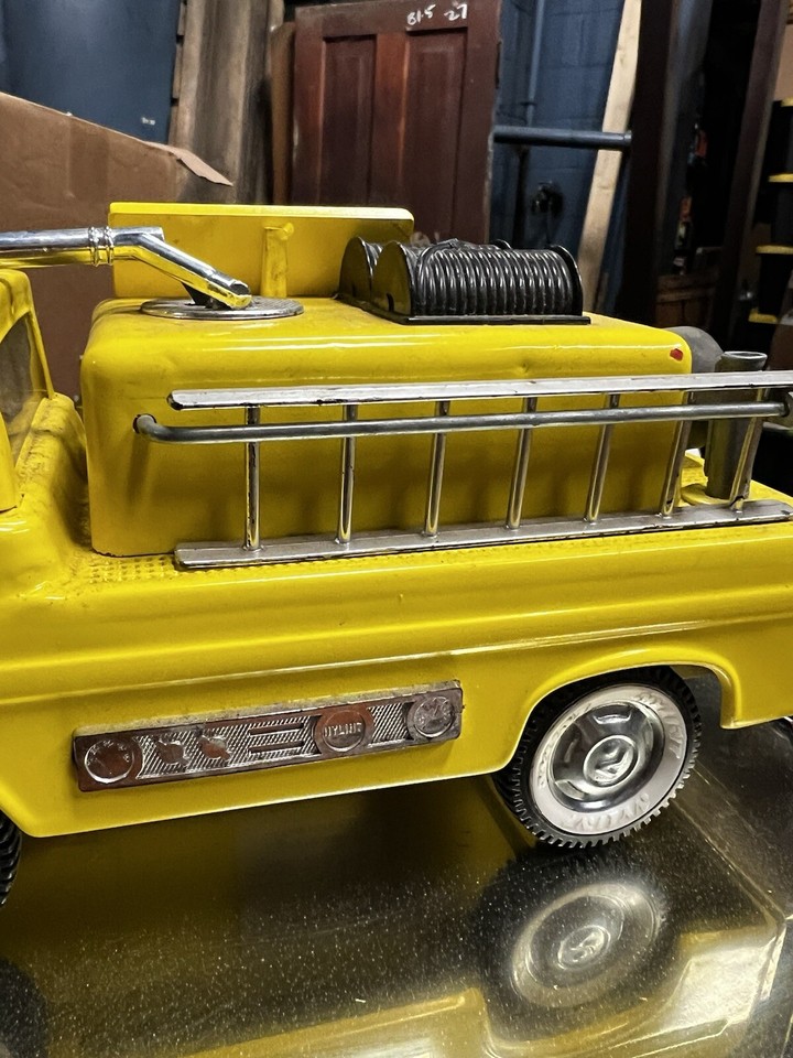 cool Vintage Nylint custom fire truck ladders & pup Yellow paint - 13 ...