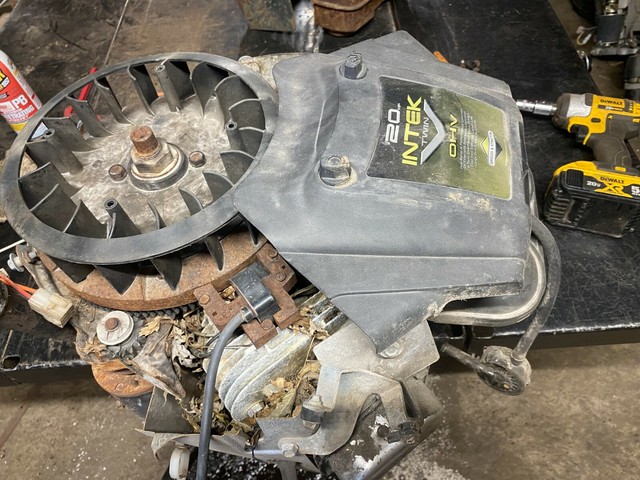 John Deere Briggs & Stratton Engine 214618 Flywheel Am131025 Plastic ...