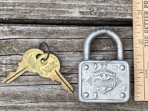 Vintage MASTER LOCK Padlock No. 77 2 working Original KEYS Embossed ...