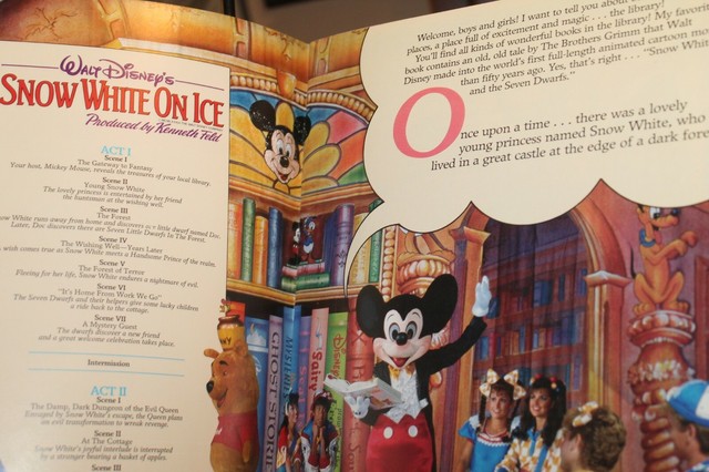 Vintage 1986 Walt Disney's Snow White On Ice Program Book | eBay