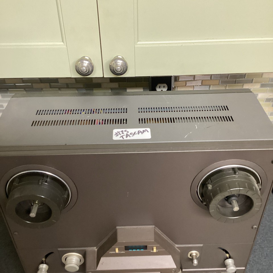 Vintage Tascam 32 - Reel to Reel Tape Deck Recorder - Audio Reproducer ...