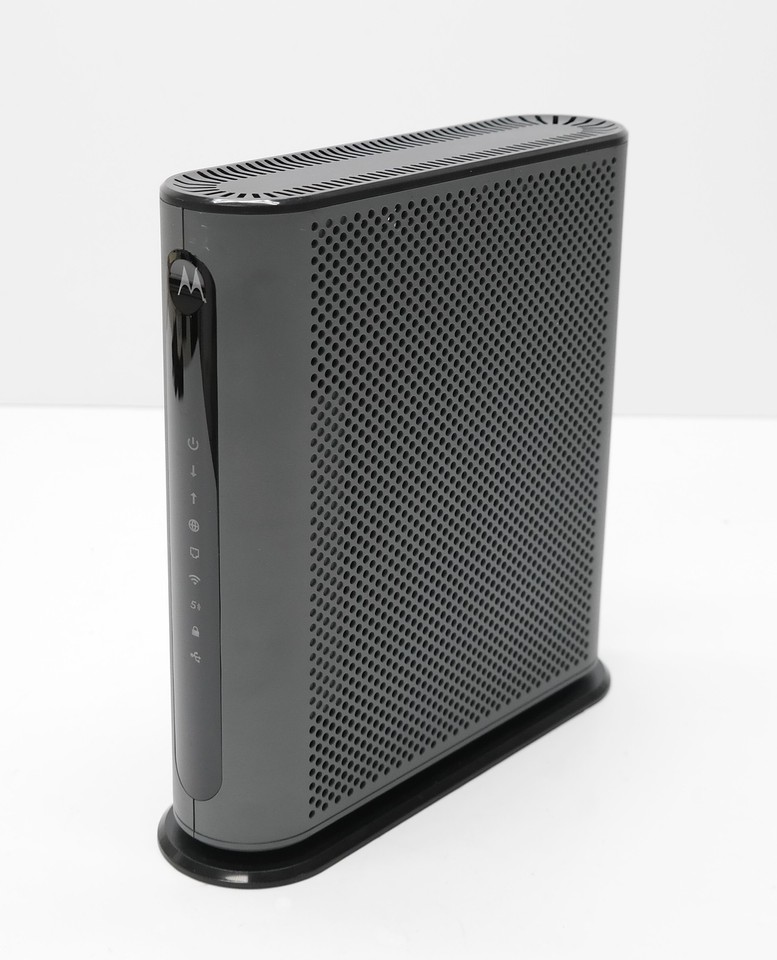 Motorola MG8702 AC3200 DOCSIS 3.1 Cable Modem Router | Dual-Band | 4 ...