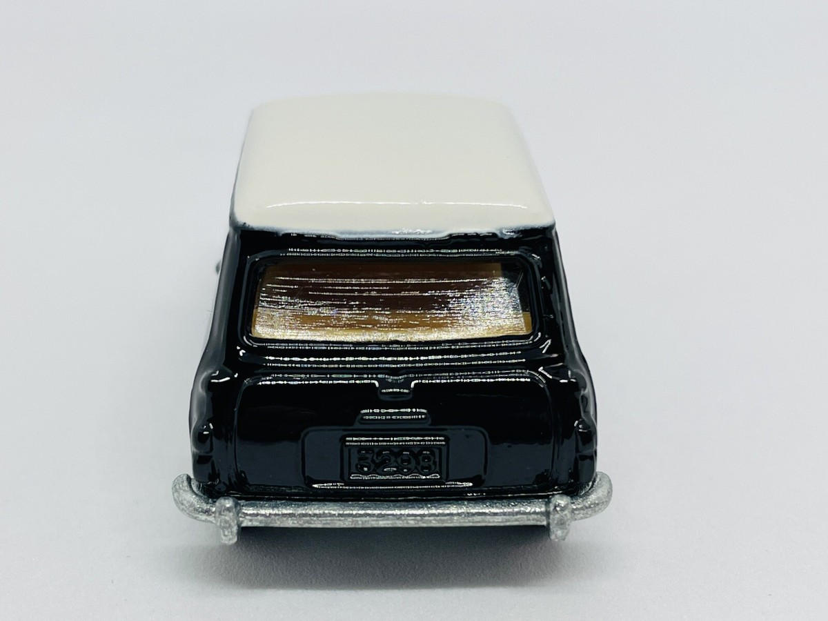 Tomica Tomy 88-2-57 BLMC Mini Cooper S - Ivory/Black - Loose Tomica Tomy 88-2-57 BLMC Mini Cooper S - Ivory/Black - Loose