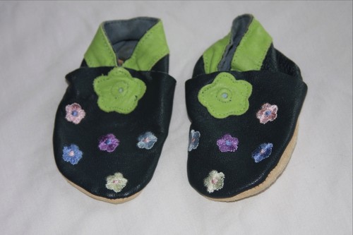 Daisy Roots soft leather dark blue with flowers baby bootees size S (0 ...