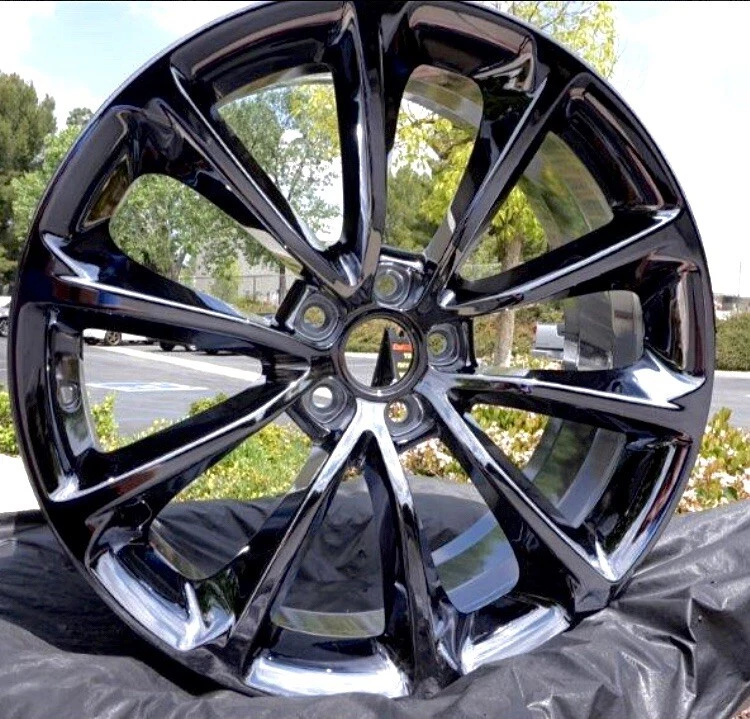 Black Chrome Srt Wheels