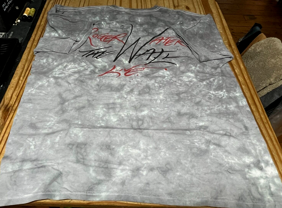 Roger Waters The Wall Tye Dye T-Shirt PINK FLOYD! DAVID GILMOUR! | eBay