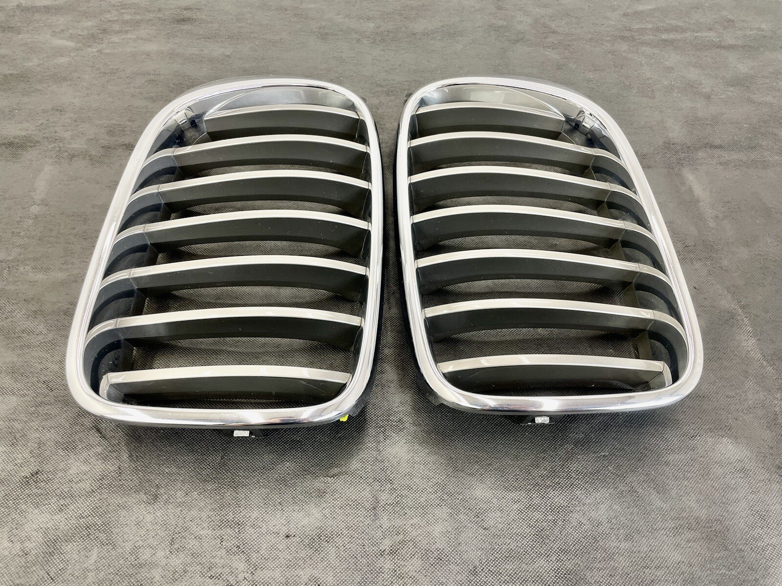 2011-2017 BMW X3 F25 Front Grille SET Right Left Silver | 51117210726 ...