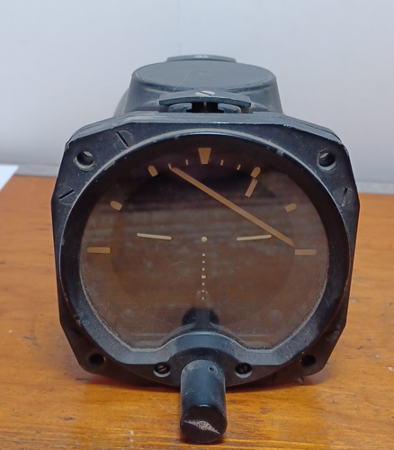 Sperry Gyroscope Co. Gyro Horizon Indicator 1958 Part No. 1260-1A ...