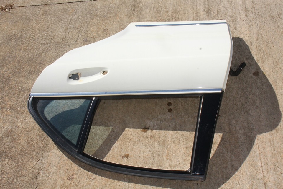 OEM Mercedes W204 C300 08-14 Left Driver REAR Door Shell WHITE 650U ...