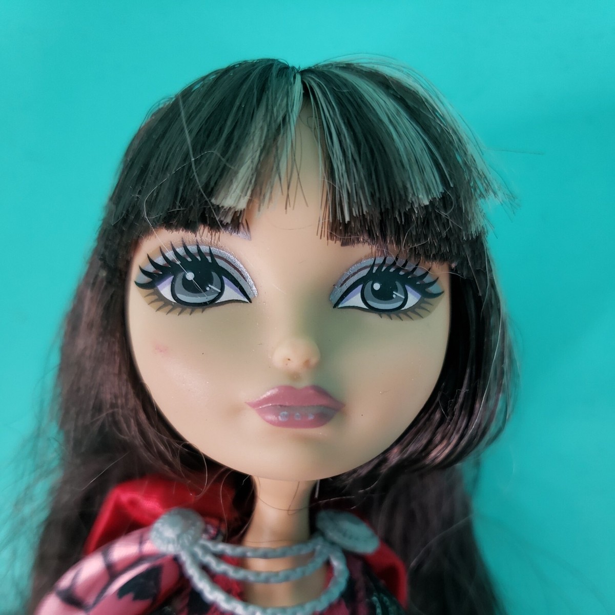 Ever After High Daughter Of Red Riding Hood