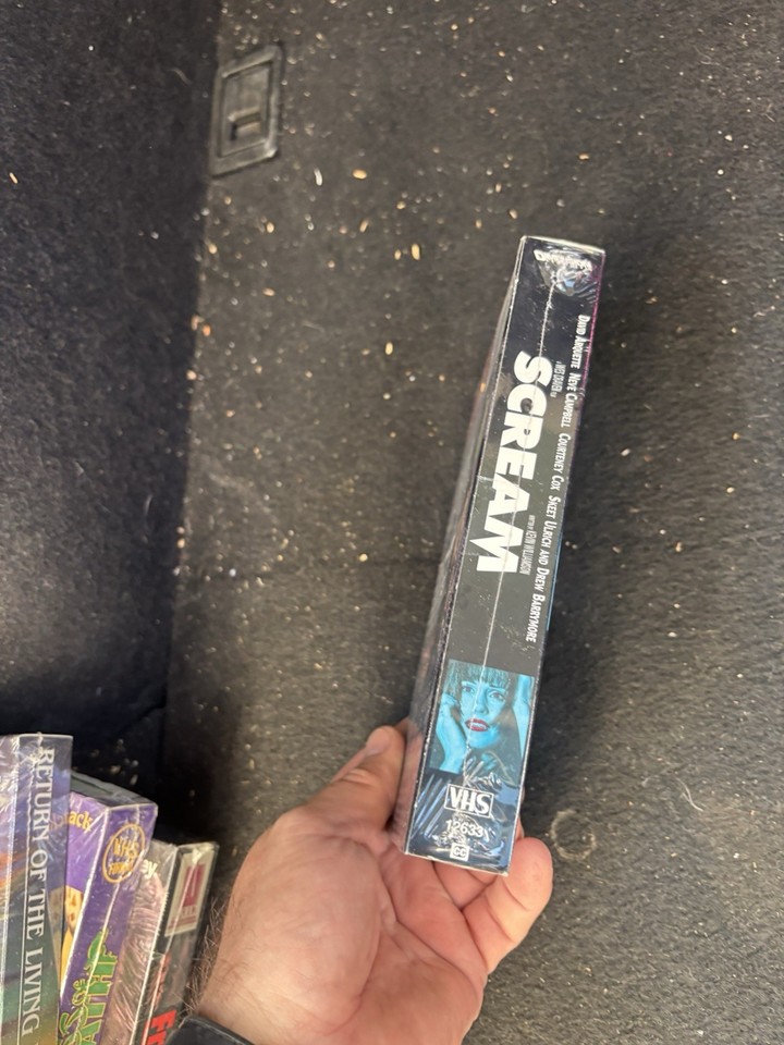 1997 Scream VHS Tape Factory Sealed New W/ Watermark! Scream Drew ...