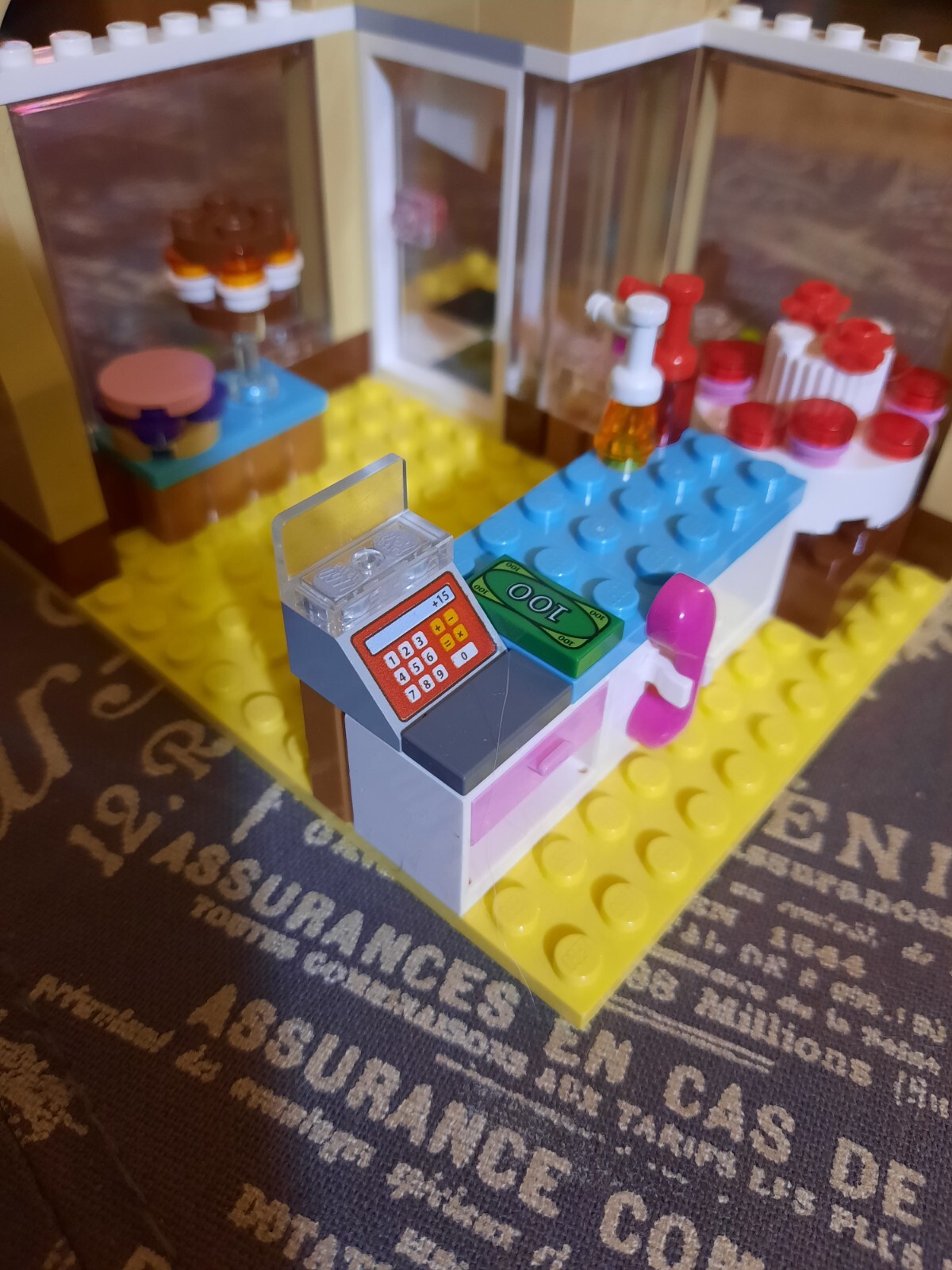 2013 LEGO FRIENDS 41006 Downtown Bakery - Complete Build - Read ...