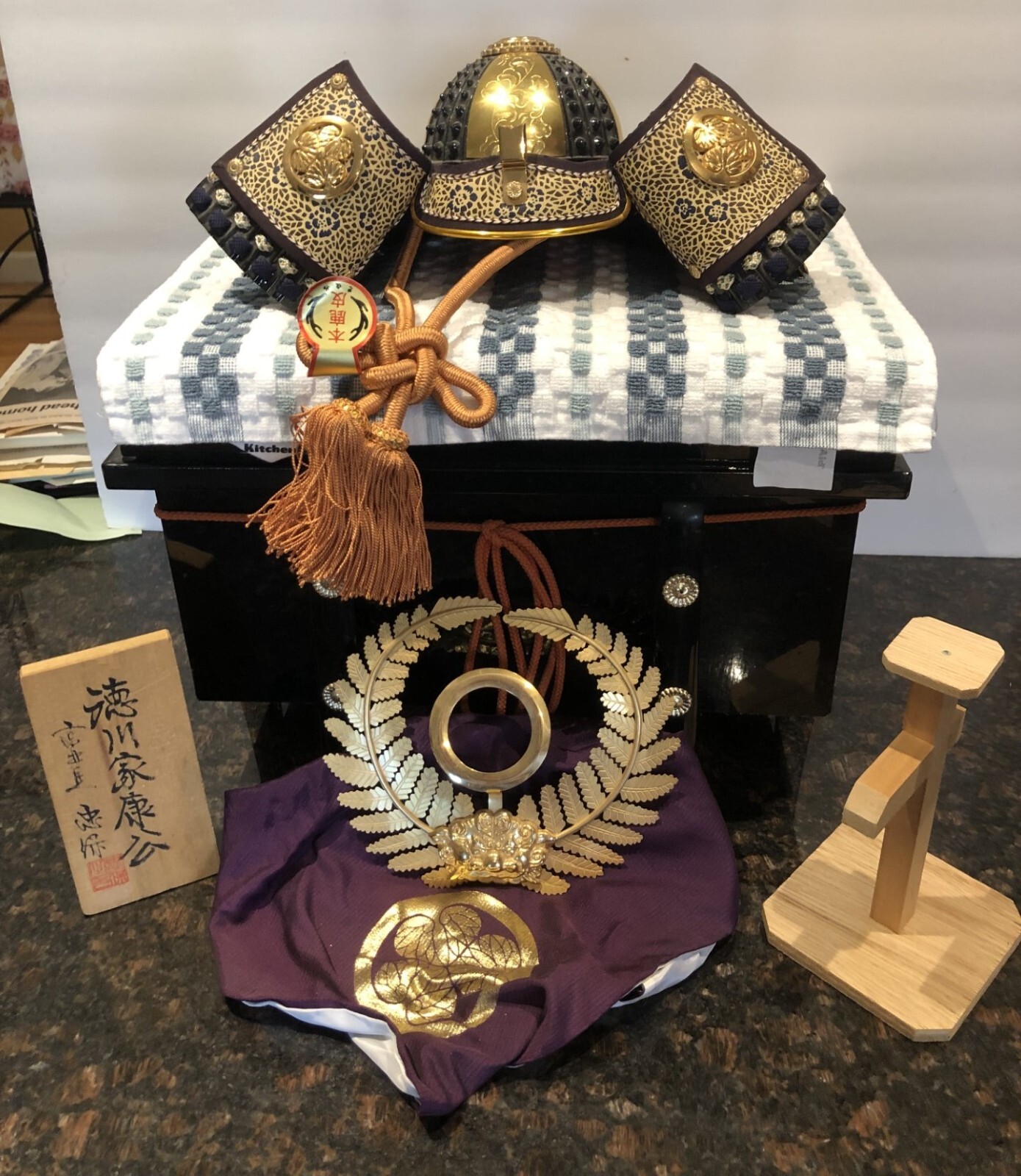 Display Samurai Kabuto with Original Trunk, Japanese Antique Samurai ...