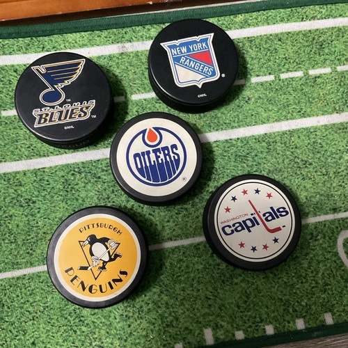 5 Vintage NHL Hockey Pucks All 5 Included | eBay