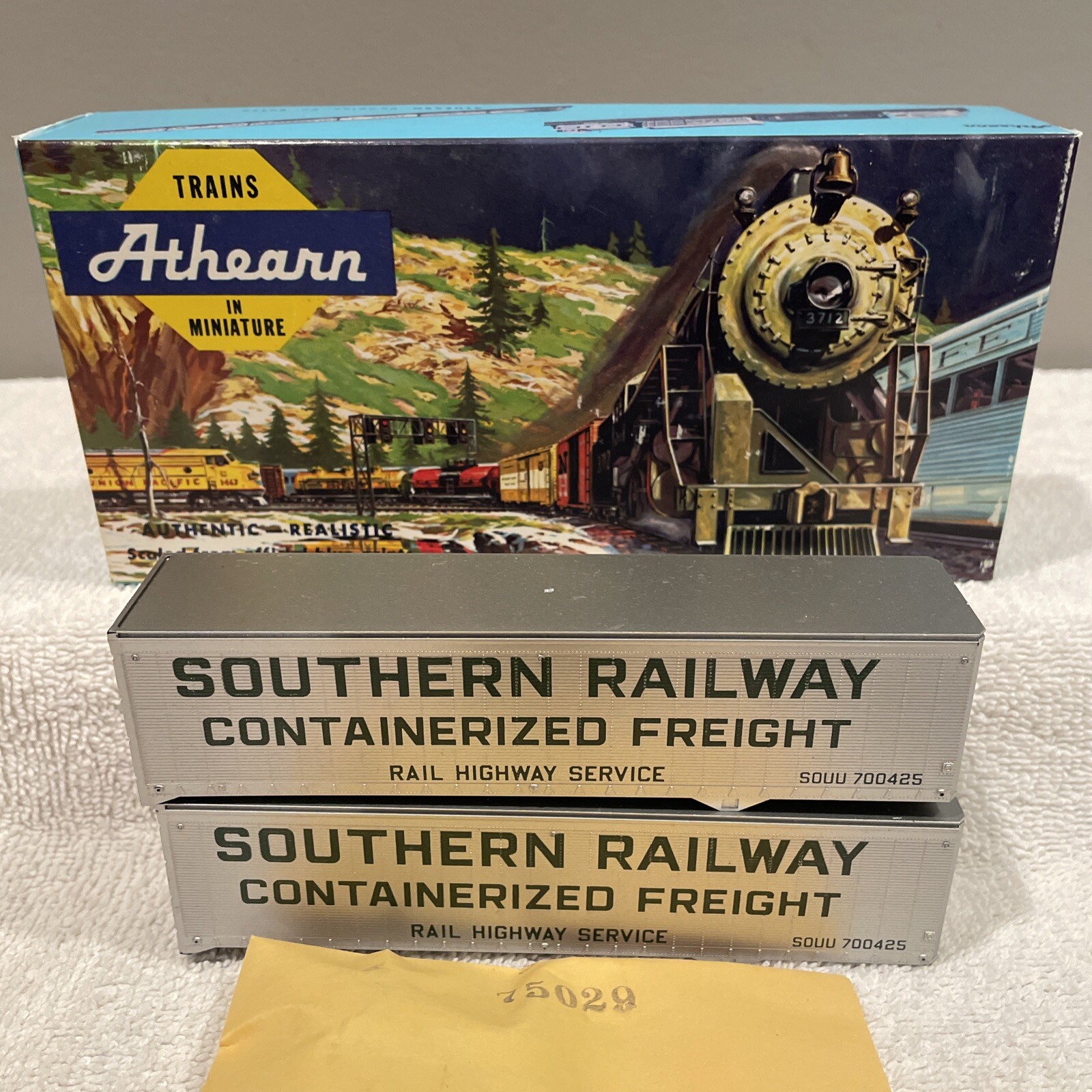 Athearn Southern RR 40’ Piggy Back Box Trailer (Set Of 2) Model Kits ...