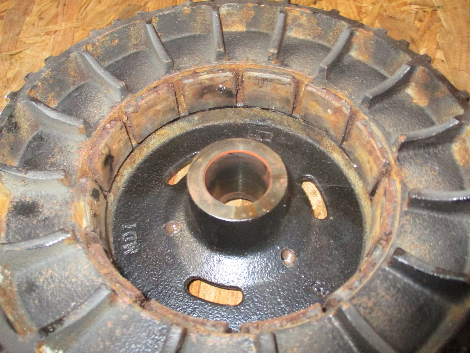 Evinrude ETEC 90hp 2 stroke outboard flywheel (586765) | eBay