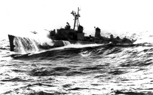 USS Drexler DD-741 HAT LAPEL PIN MADE IN US NAVY DESTROYER VIETNAM ASW ...