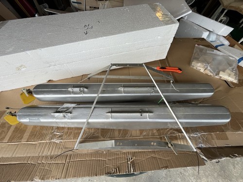 GEE BEE AIRPLANE FLOATS | eBay