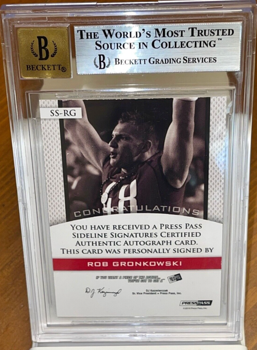 GOLD ROOKIE ON-CARD BEAR DOWN Rob Gronkowski 2010 Press Pass BGS AUTO ...