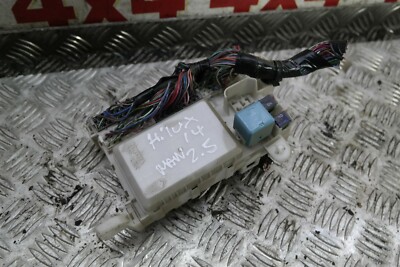 BFD020789 2014 TOYOTA HILUX 2.5 D4D MANUAL FUSE BOX 1 | eBay UK