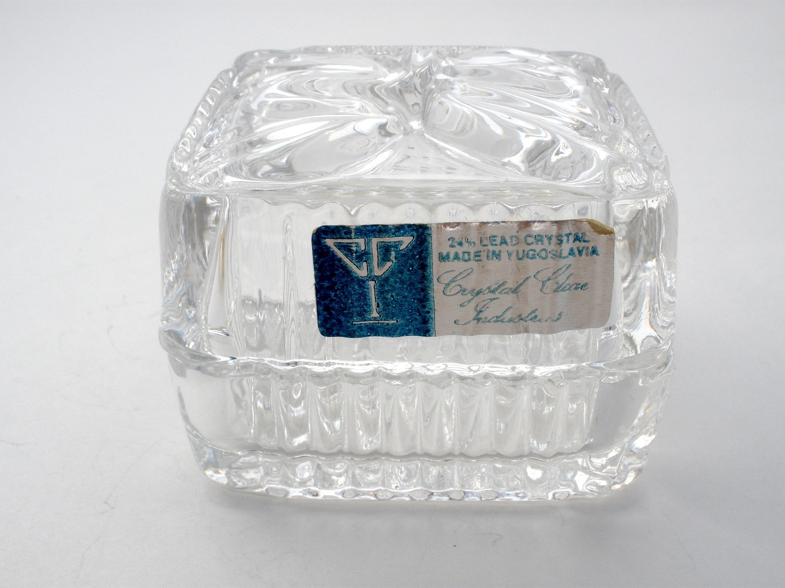 Lead Crystal Trinket Box with Bow 24% Yugoslavia Raised Bow Design ...