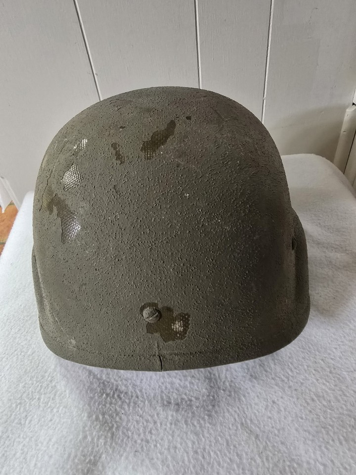 USGI Made With Kevlar Helmet PASGT Medium M4 1983 283/M | eBay