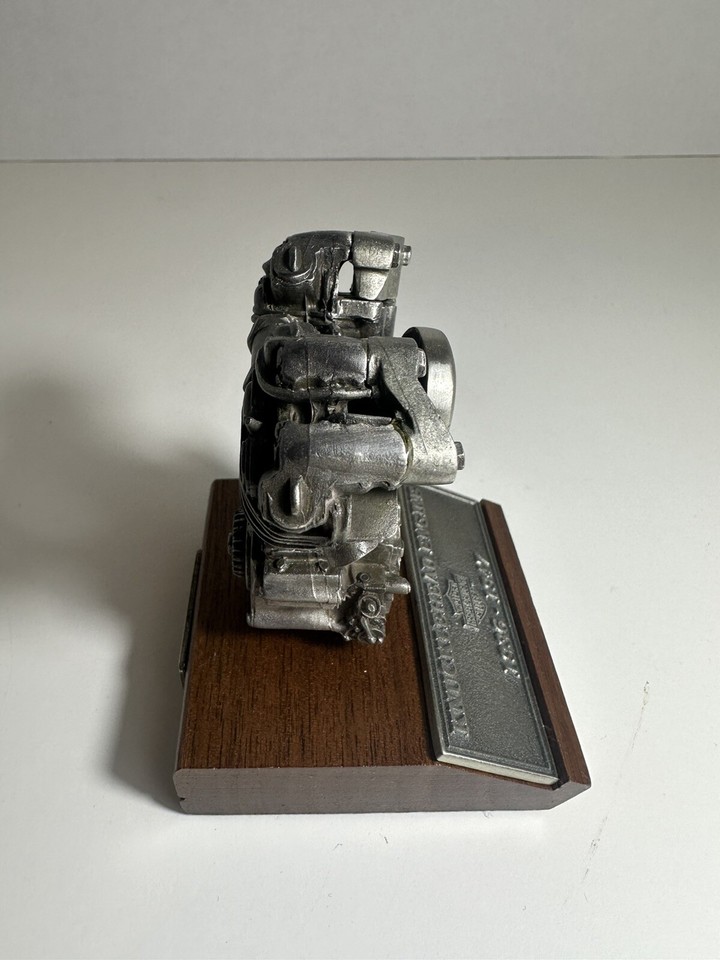 Genuine Harley-Davidson KNUCKLEHEAD ENGINE REPLICA Limited Edition ...