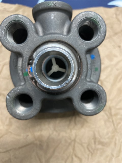 BENDIX K075159 909828 t-5004075-a RELAY VALVE GENUINE OEM for sale ...