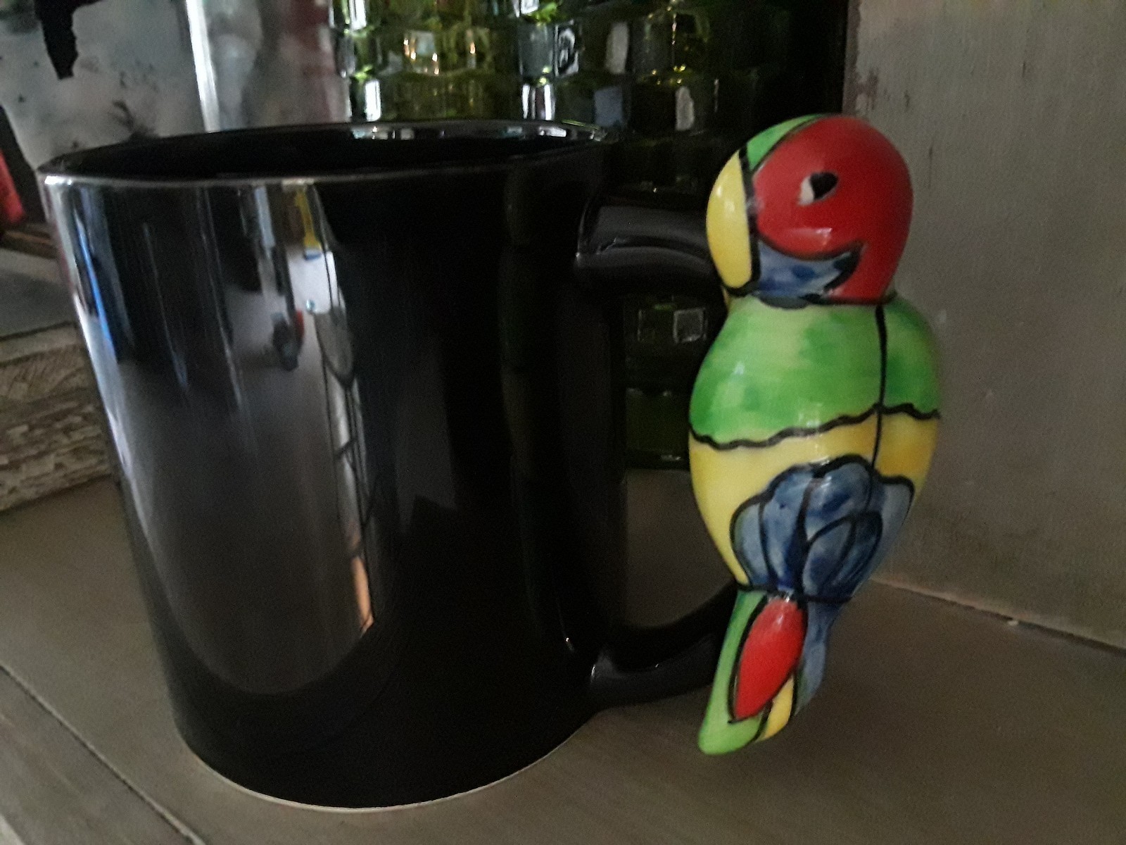 Vintage set of 4 Ceramic Coffee Tea Mug Cup Black with Parrot on handle ...