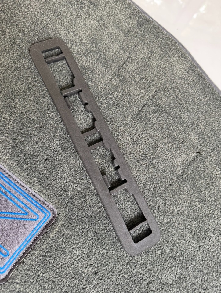 3rd Brake Light GASKET chevy 94-98 Silverado GMC Sierra third ck c1500 ...