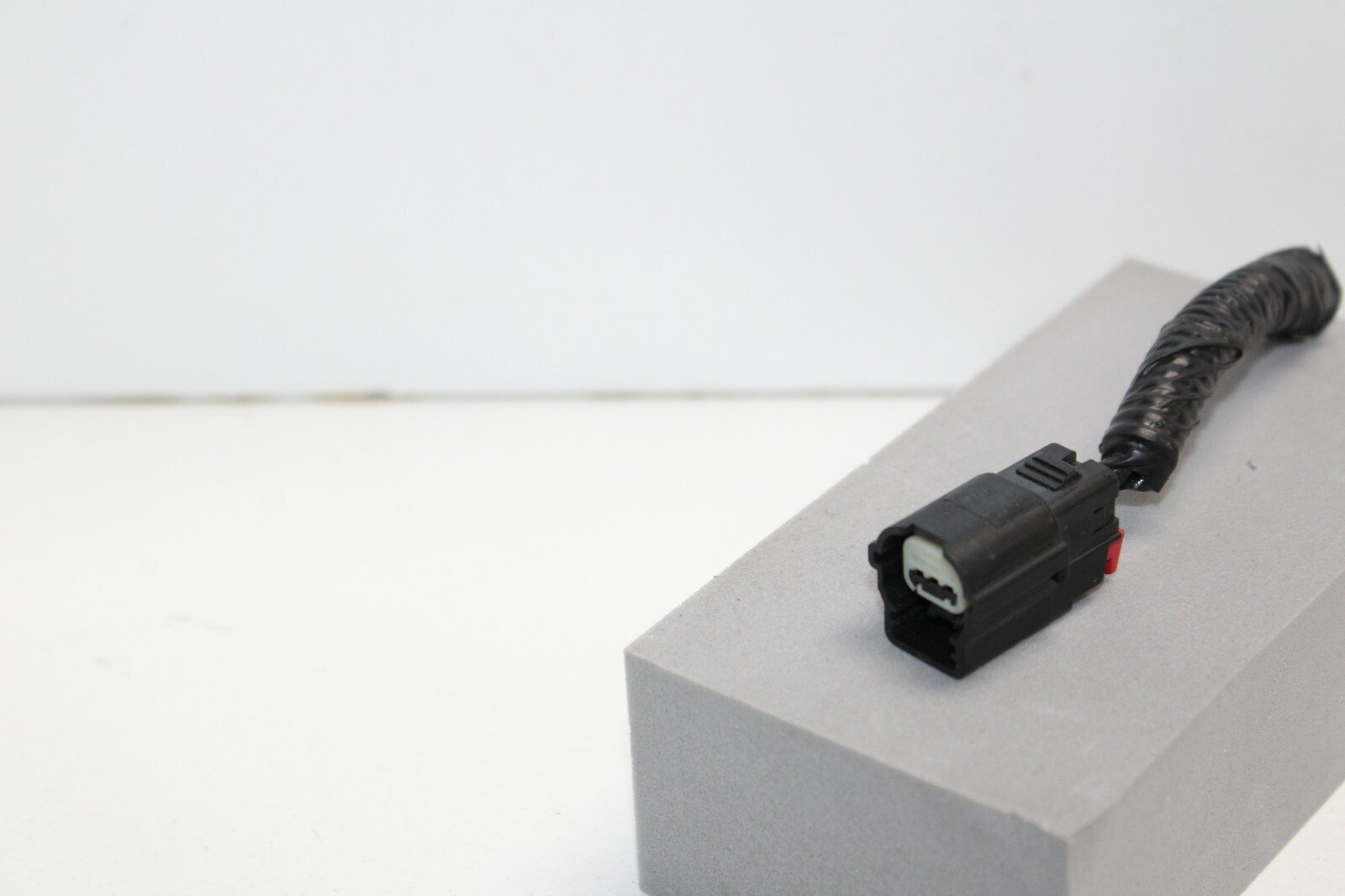 Pigtail Connector OEM # 31403-3710 | eBay