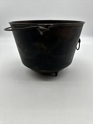 Griswold Erie No 8 Bean Pot/Kettle Cauldron 3 leg Round Bottom No 789 ...