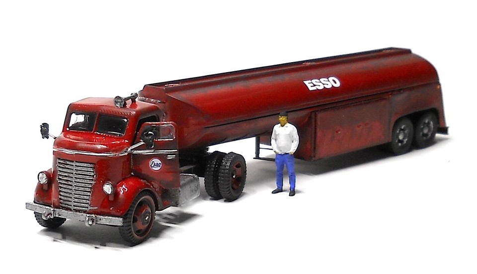 HO Scale Chevrolet COE Truck Tank trailer Custom weathered 1/87 FSM Old ...