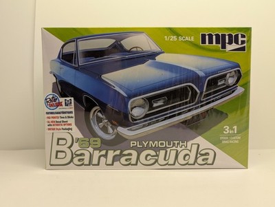MPC '69 1969 Plymouth Barracuda 3in1 Model Kit 1:25 Scale *Factory ...