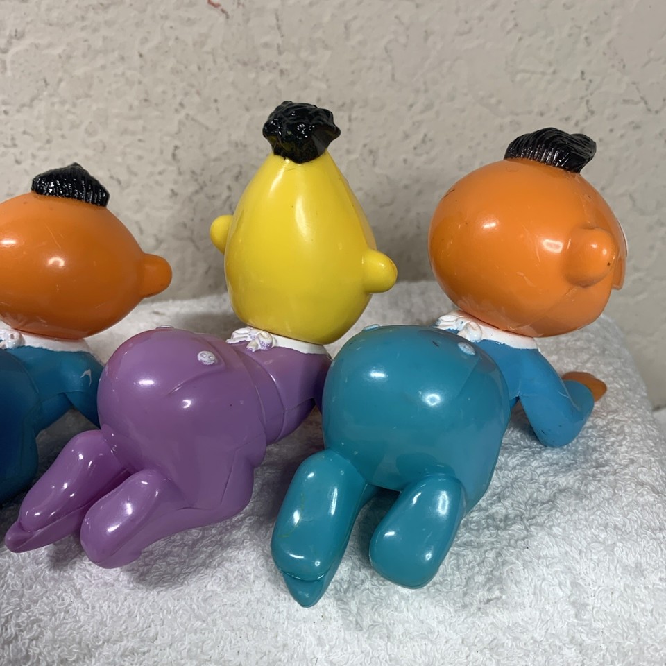 Sesame Street Wind Up Muppets Baby Bert & Ernie Crawling Figure Illco ...