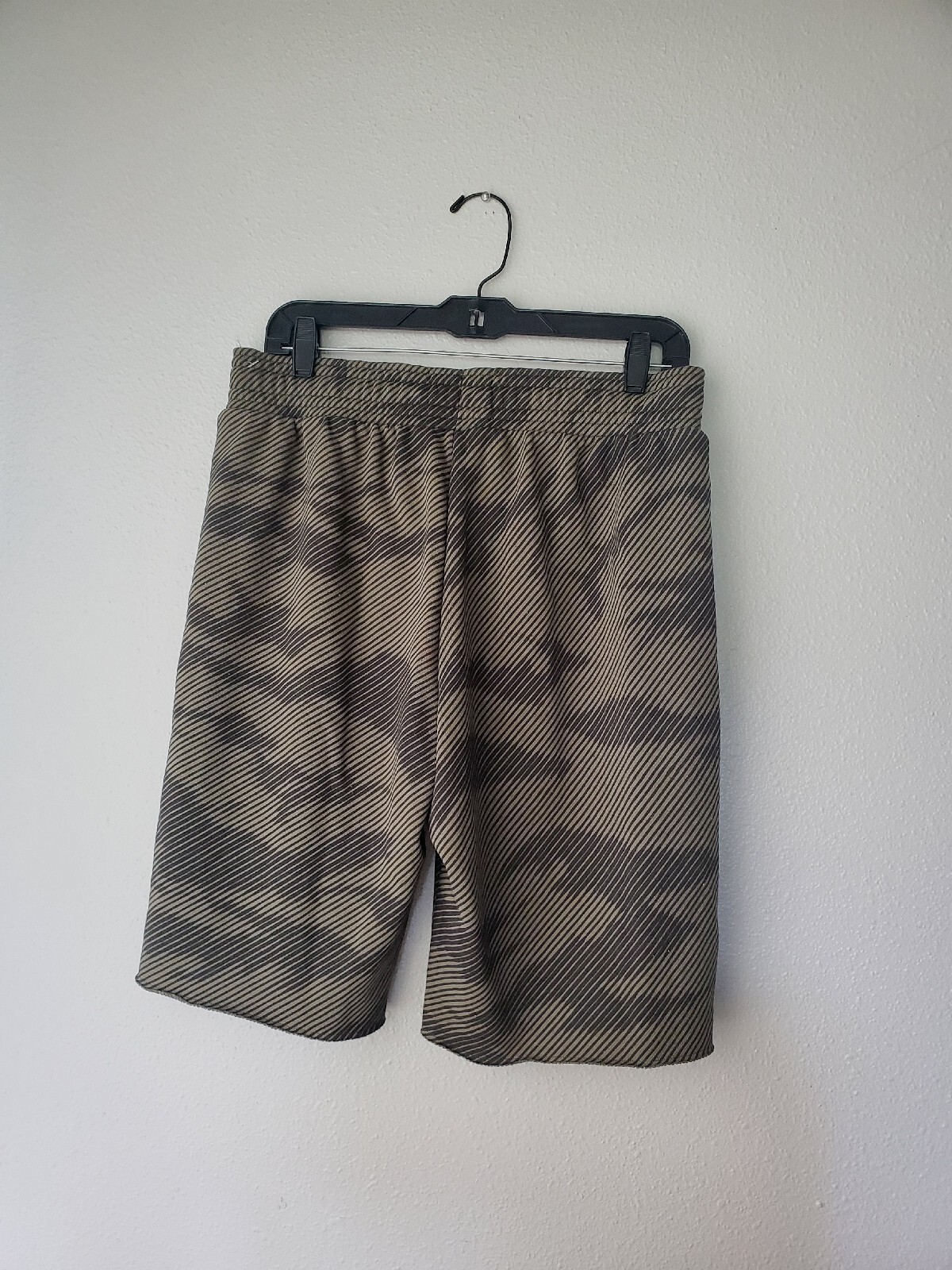 Under Armour Project Rock Training Shorts Men's Size M Camo NWT 1370461 ...