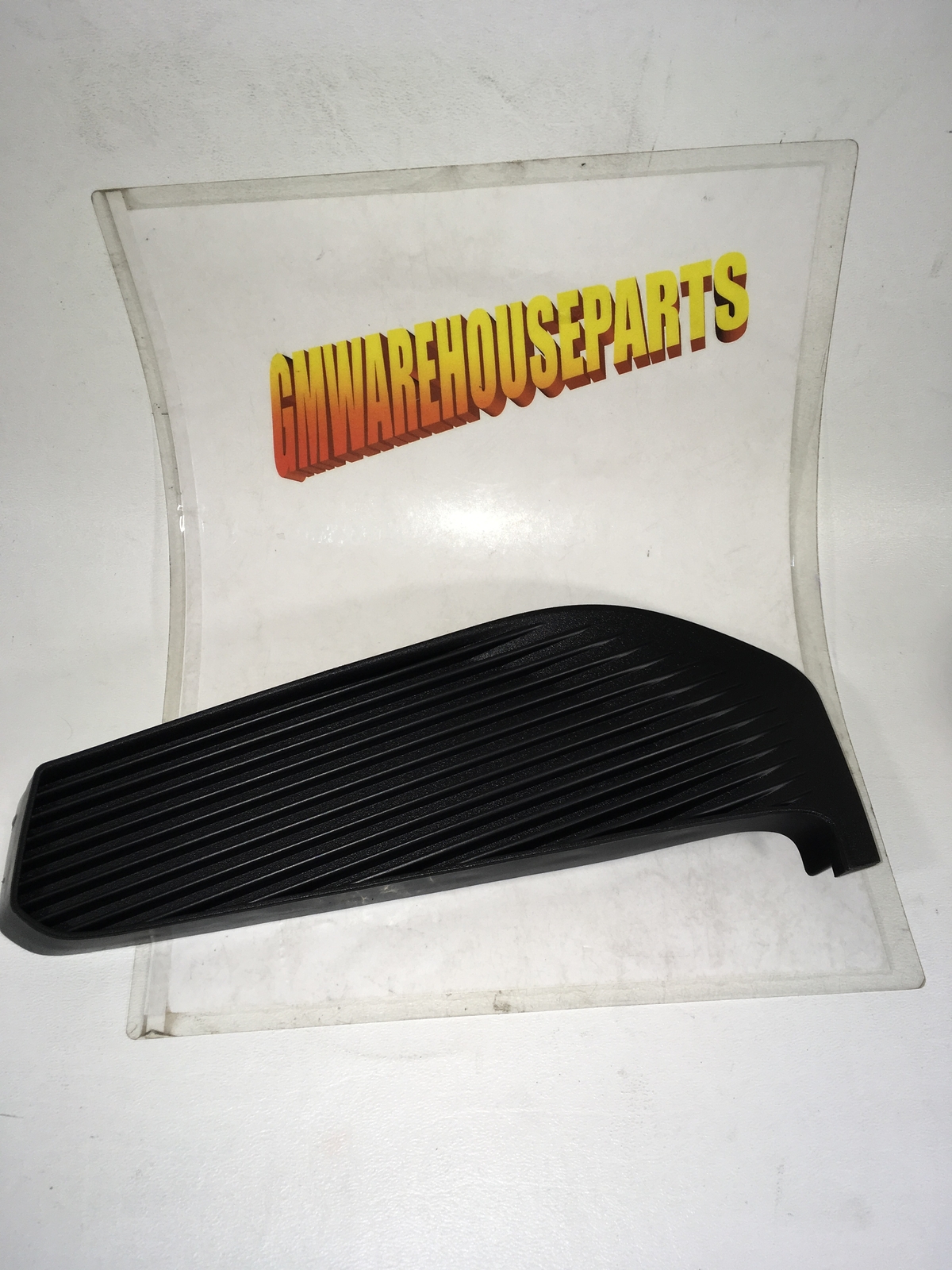 2016-2018 CHEVY MALIBU DRIVERS FRONT FOG LIGHT BEZEL TRIM PANEL NEW GM ...