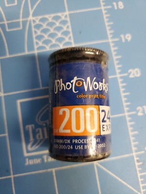 1 Roll Photoworks 35MM Color Film, 24 Exp, ISO 200, Exp 2002, C-41 ...