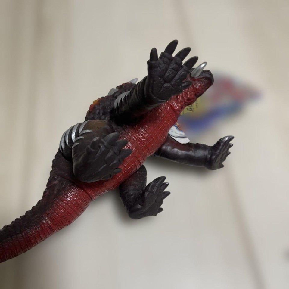Ultraman Max Ultra Monster Series 2005 Lava Monster GranGON Figure w ...