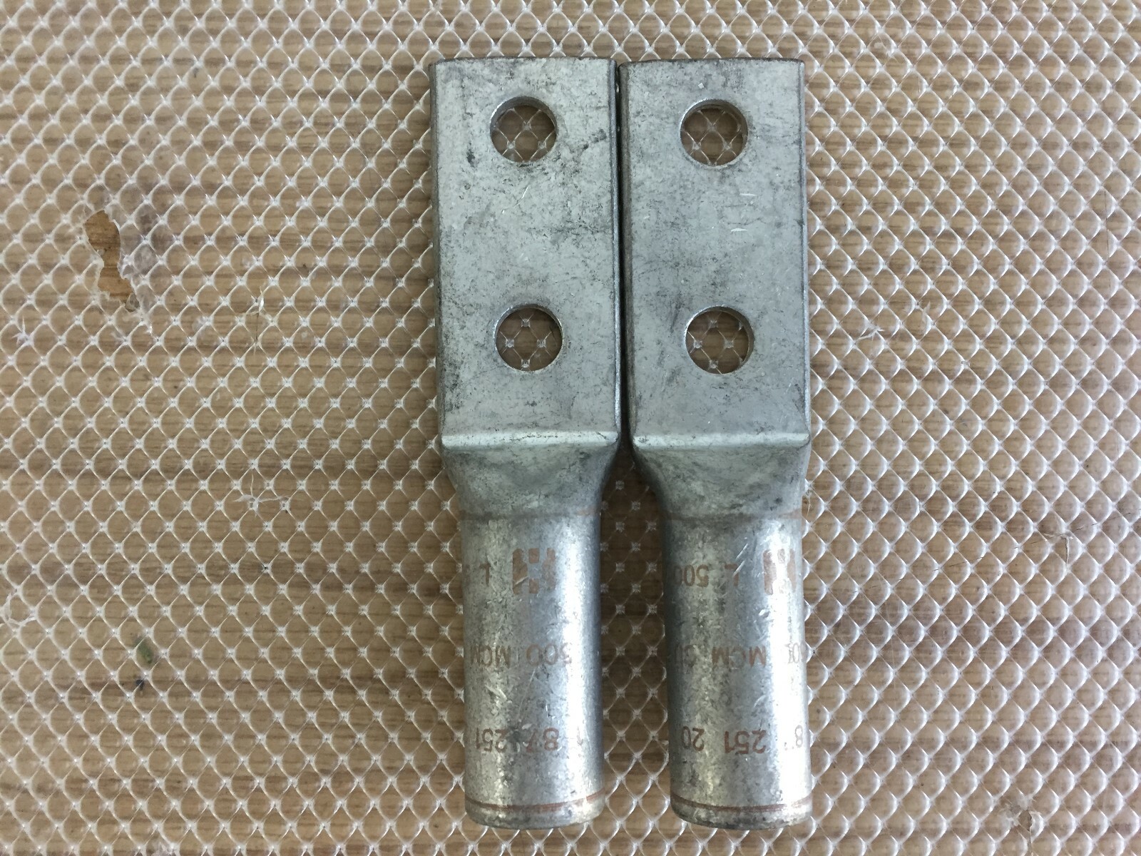 1 87 251 20 500 MCM 2 HOLE CRIMP STYLE LUGS.. LOT OF 2 | eBay