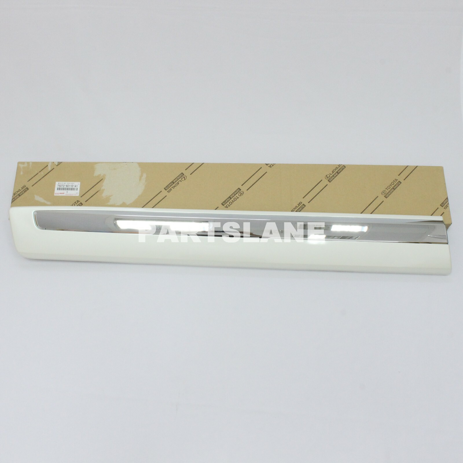 Toyota Land Cruiser OEM Genuine Front Left Outside Door Molding 75072 ...