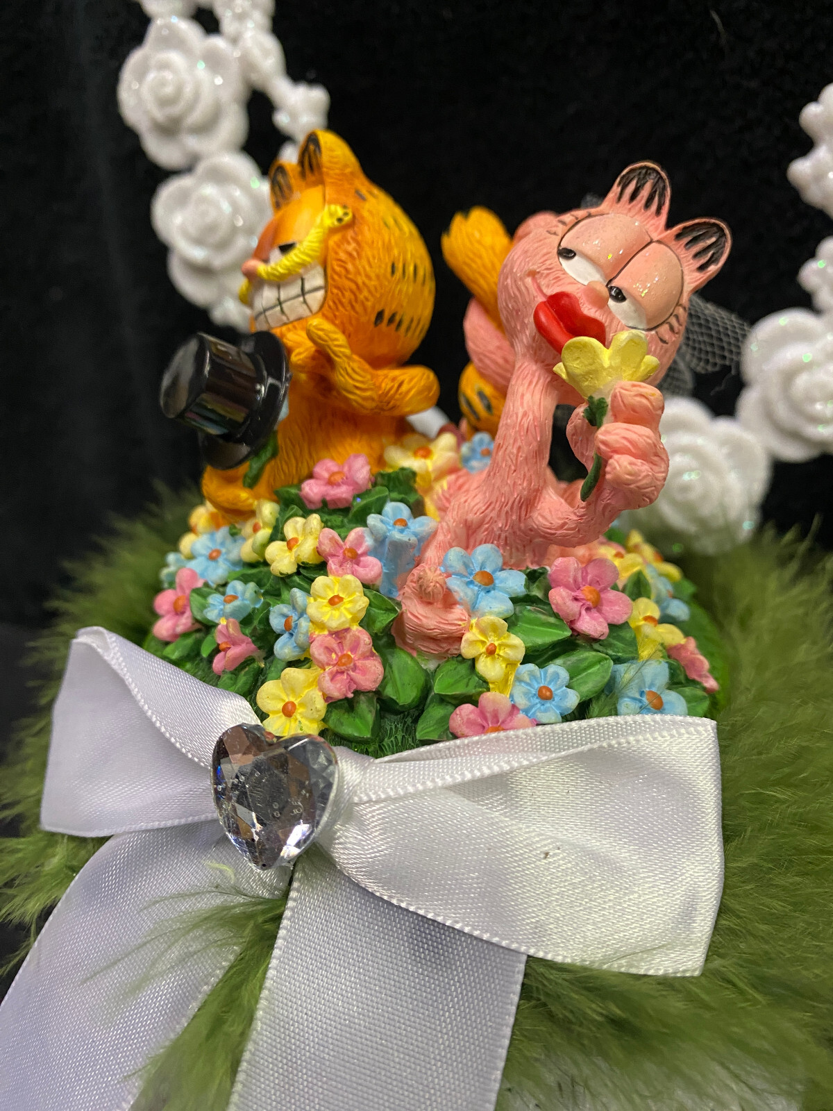Garfield & Arlene Wedding Cake Topper entwined Cat pet animal Groom top ...