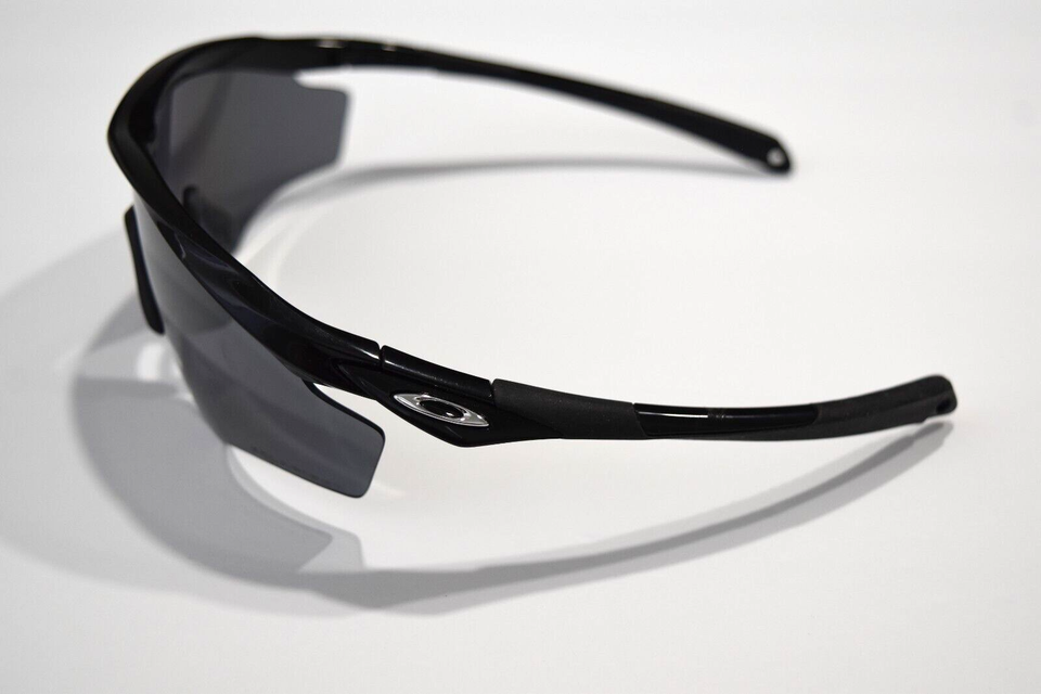 OAKLEY M2 Frame Black Polarized Mirrored OO9343-09 121 Defective Used ...