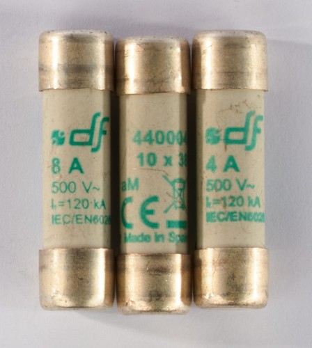 (Lot of 3) DF Electric 440008 Cylindrical Fuse: 8A, 500V AC, 120kA | eBay